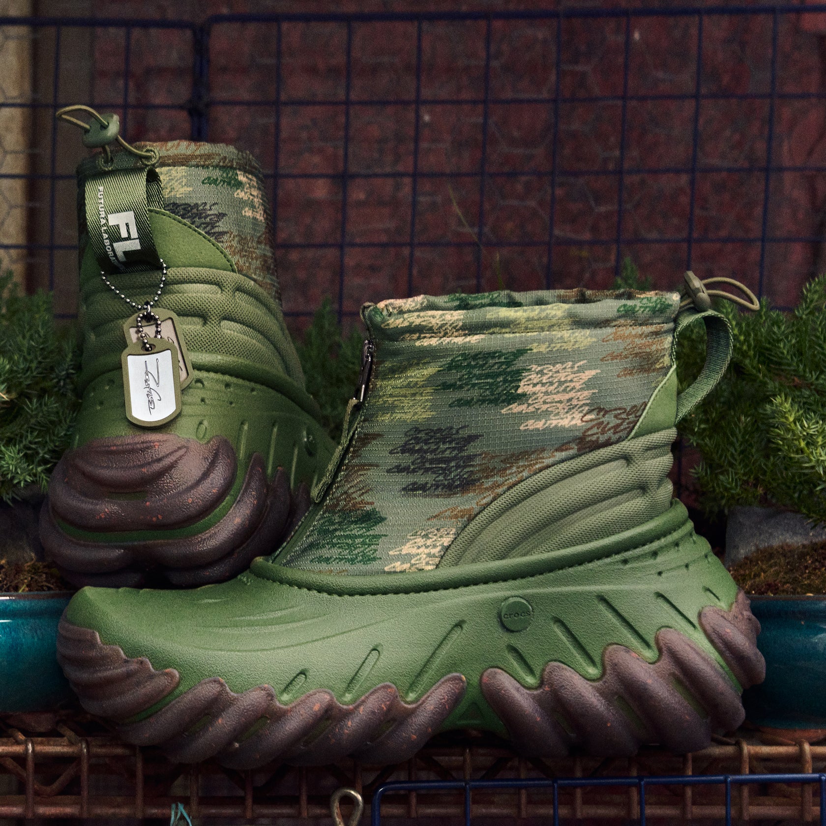 CROCS x FL ECHO BOOT – FUTURA LABORATORIES